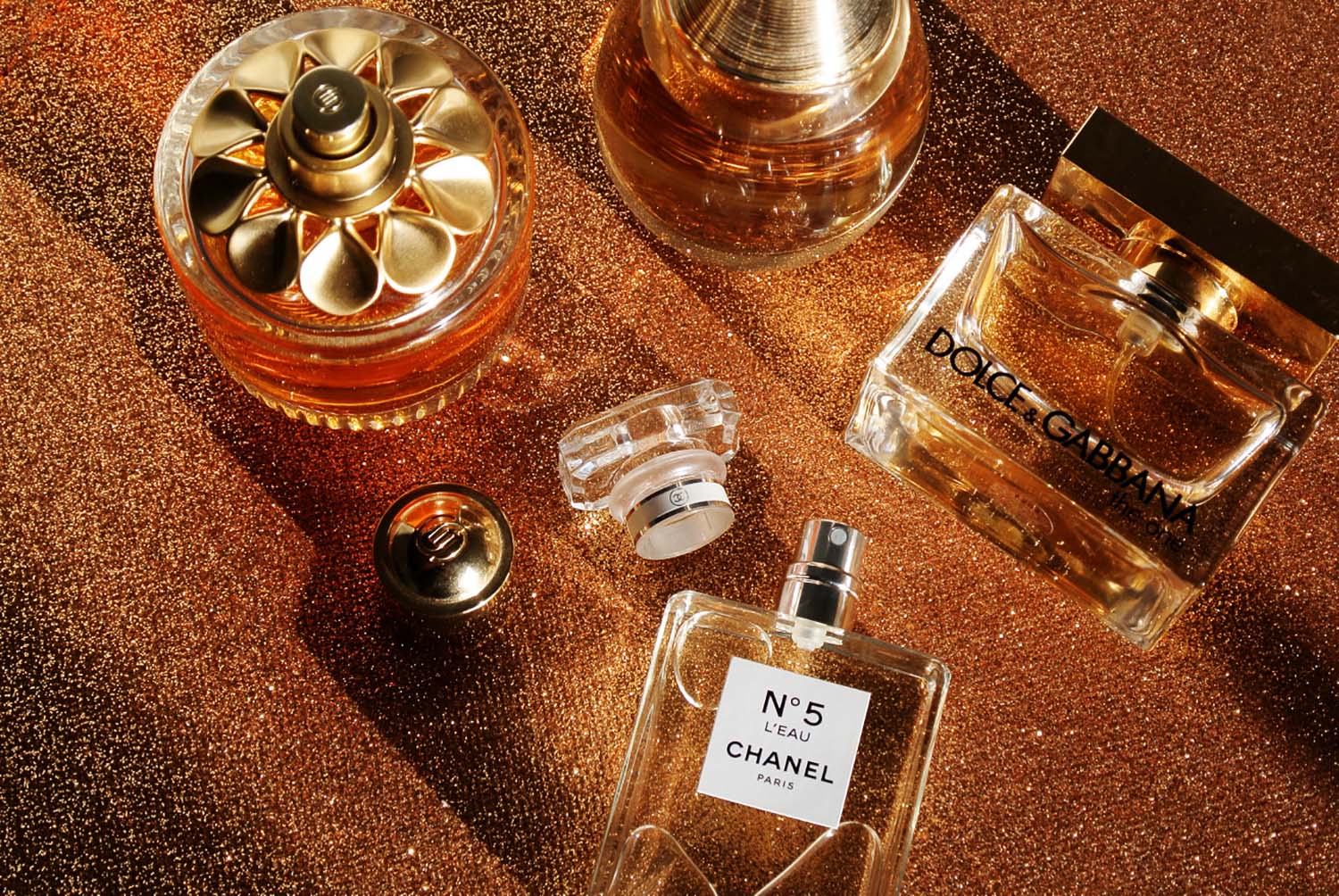 Timeless Scents: Journey of Most Iconic Perfumes in History – Fragrance5ml